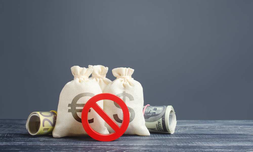 Global Finance Watchtower: Tracking World Markets